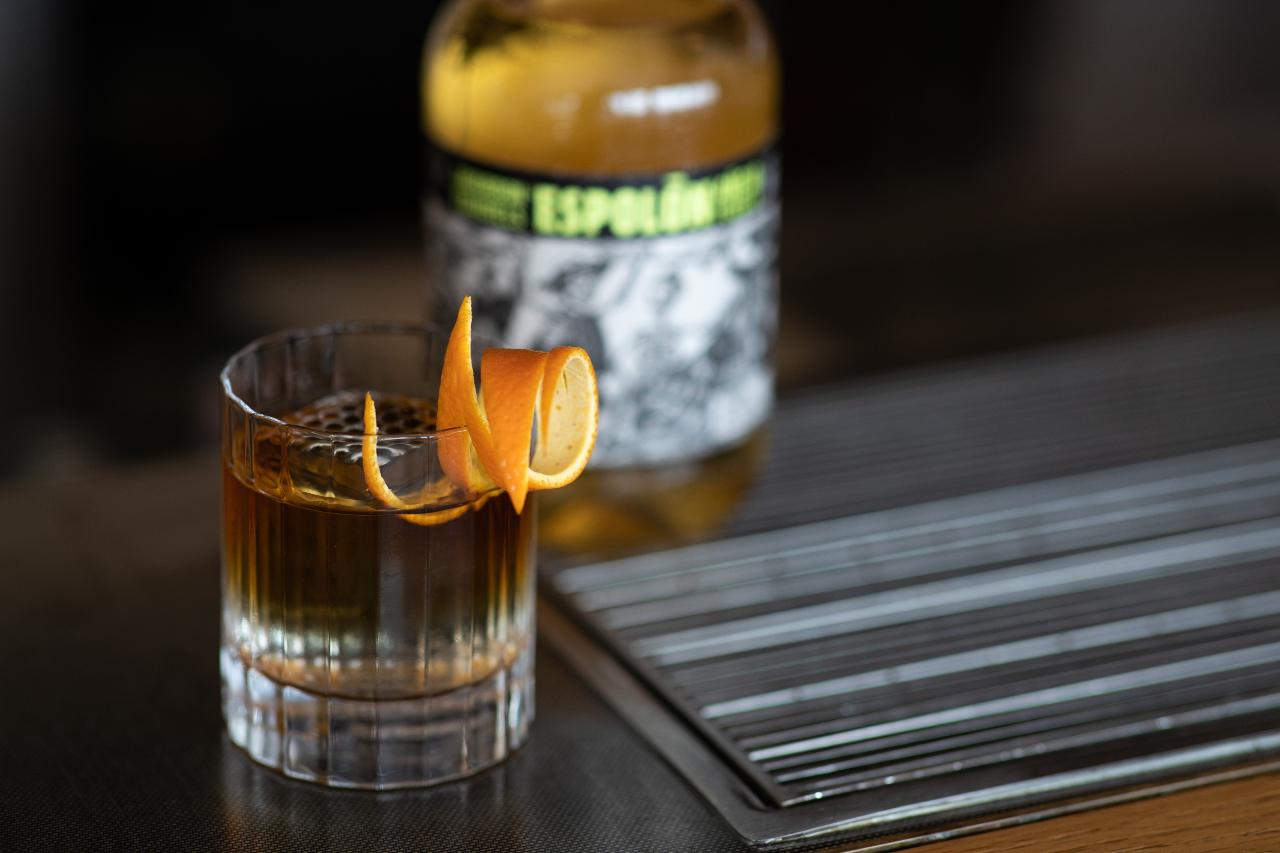 Anejo Old Fashioned - Campari Academy