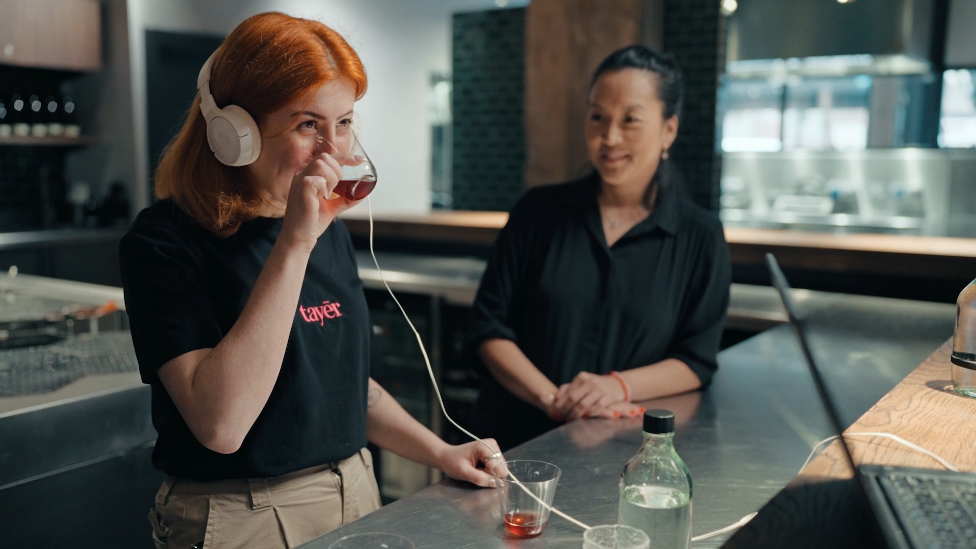 How do our senses impact flavour perception? - Campari Academy